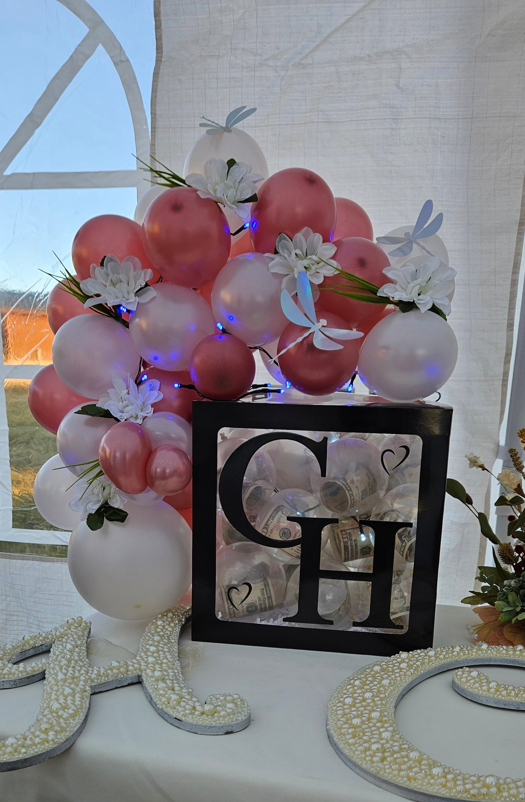 Balloon Delightz | Balloon Gifts - Gifts In A Balloon | Connecticut